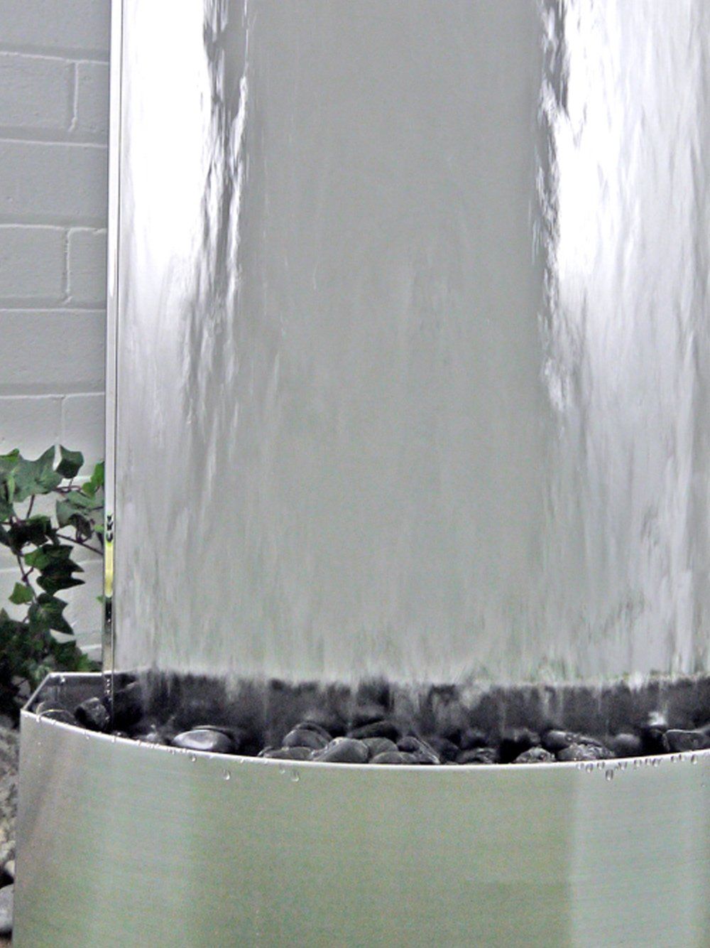 Calore Parete Steel Base Water Feature - Water Features