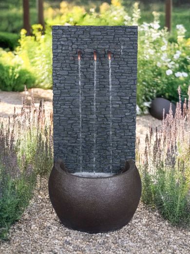 Natural Water Features & Garden Fountains - WaterFeatures